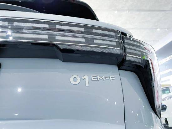 01EM-F抢先预定中 赶紧来一睹为快吧！_搜狐汽车_搜狐网