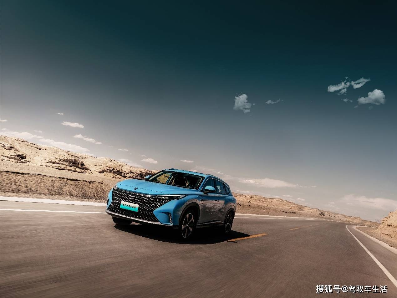 每分钟新增83位用户 全新第三代荣威RX5/超混eRX5预售2小时订单破万_搜狐汽车_搜狐网