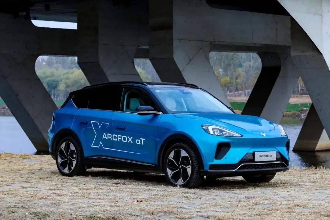 极狐阿尔法T，Model Y，ES6，问界M5，谁是最优选？_搜狐汽车_搜狐网