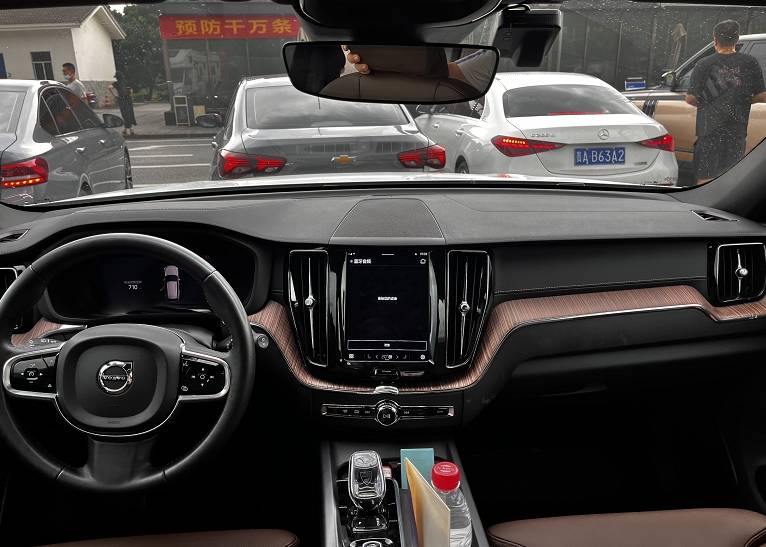 5s破百，纯电续航64km，带绿牌的沃尔沃XC60性能怎么样？_搜狐汽车_搜狐网