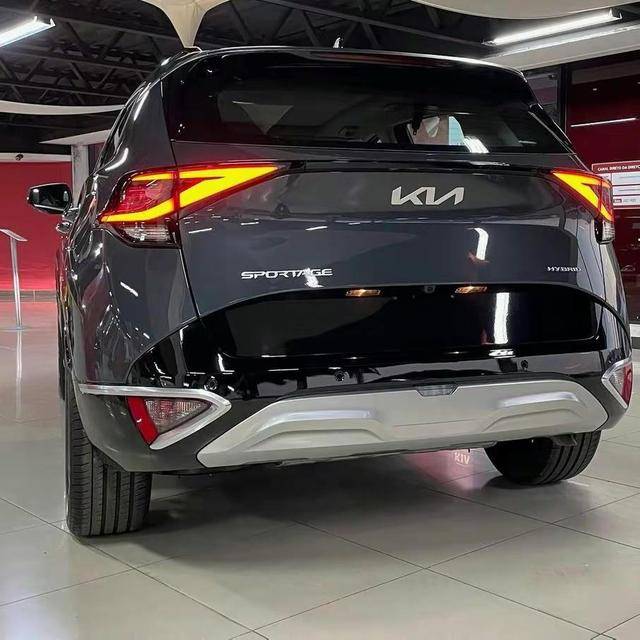 KIA“终于翻身”，新款SUV曝光，颜值超越途观，1.6T+四驱，霸气_搜狐汽车_搜狐网