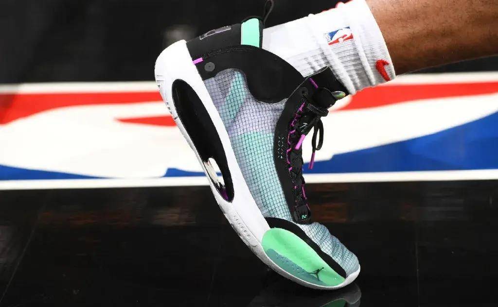 NBA球员上脚：八村塁超多AJ34，这2个配色很有意义！_Jordan_Air_Zer