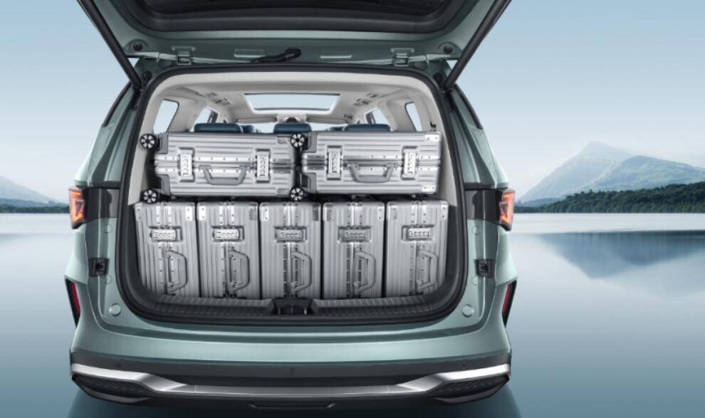 54处储物空间！加长120mm，吉利紧凑MPV嘉际L官图正式发布_搜狐汽车_搜狐网