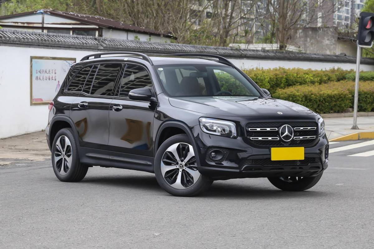 轴距2829mm，还有7座可选，配1.3T或2.0T动力，奔驰GLB值得选吗？_搜狐汽车_搜狐网