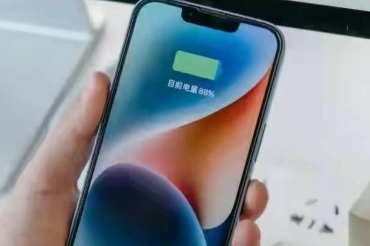 iPhone14Plus都无人问津了，为什么说它才是最值得购买的苹果手机？_系列_续航_销量