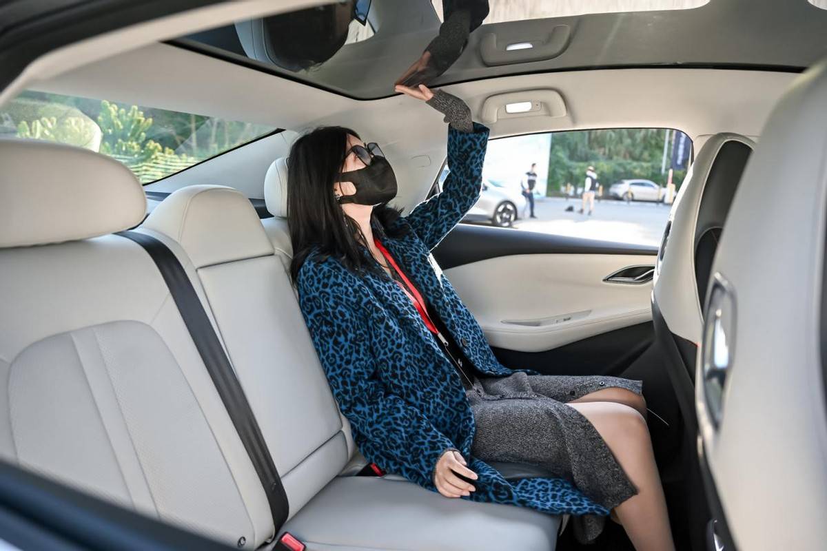 操控性能让人惊喜，试驾合创A06 630C版_搜狐汽车_搜狐网