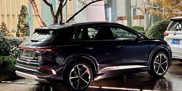 不后悔？开了7000公里后，车主总结出奥迪Q4 e-tron的20个优缺点_搜狐汽车_搜狐网