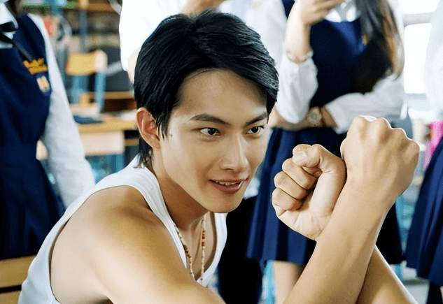 2023开年第一场“潜规则”，揭开了娱乐圈最无情的真相 -6parkbbs.com