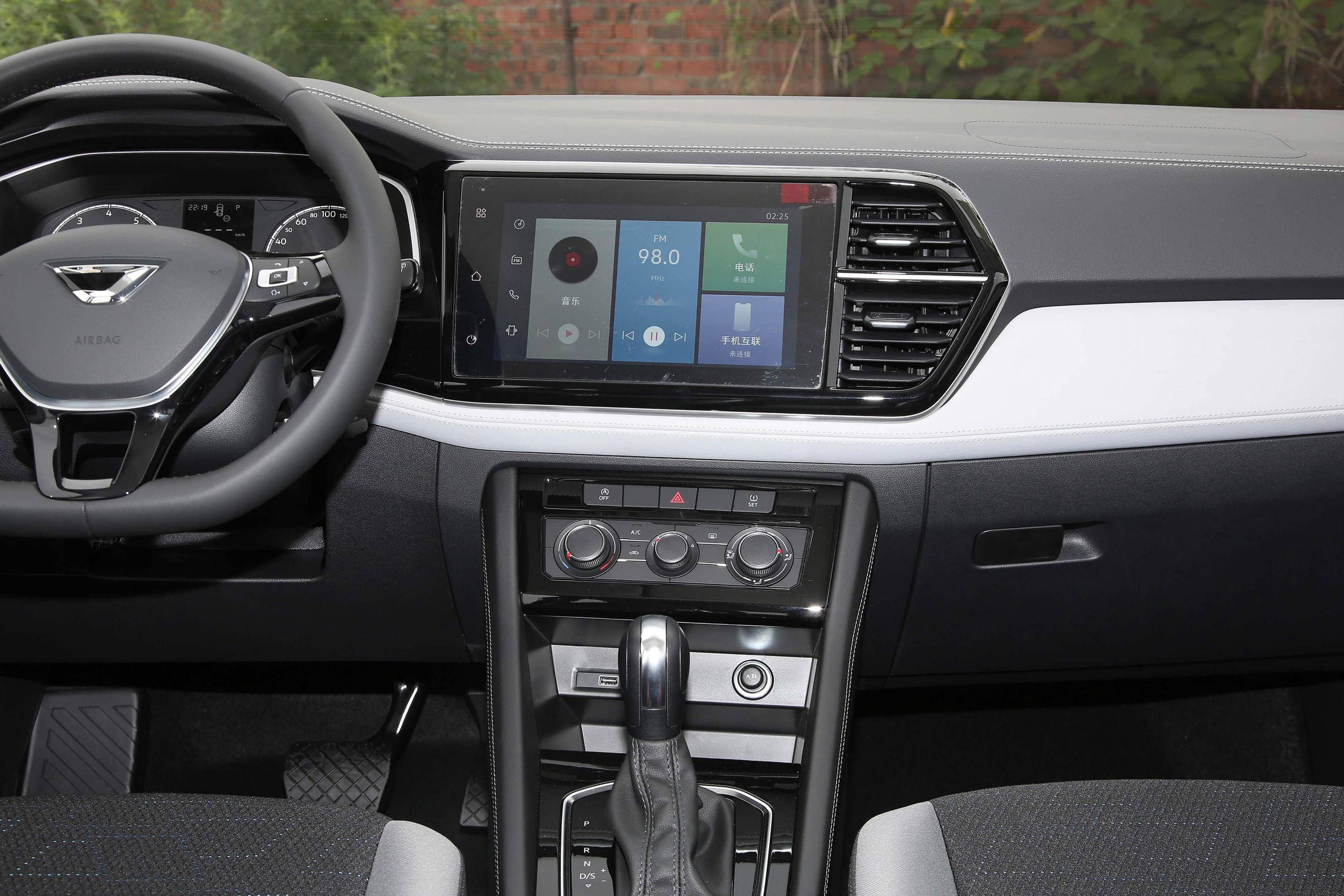 8.68万起售的德系SUV，搭大众1.4T，轴距2630mm，捷达VS5值得买吗_搜狐汽车_搜狐网