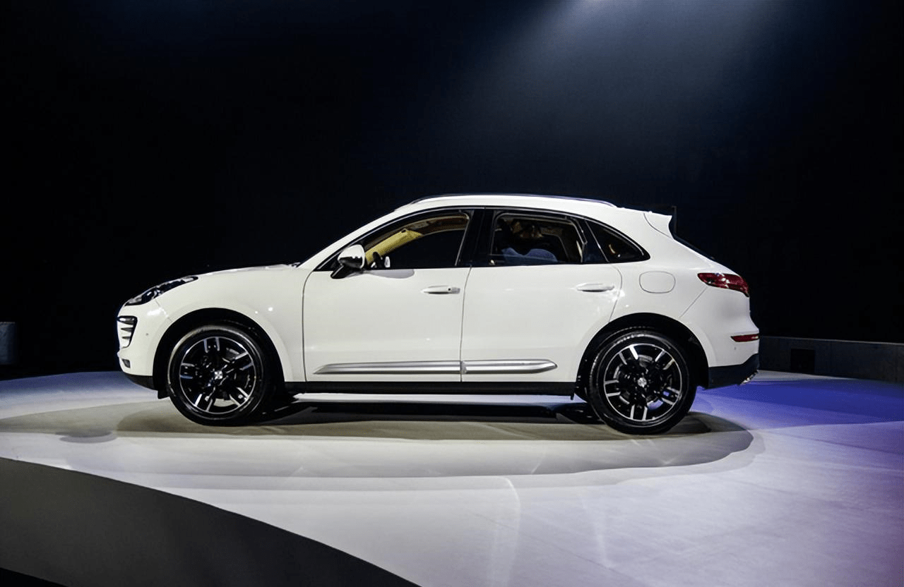 配隔音玻璃，搭载1.5T，9.59万起卖，带你看长安欧尚X5 PLUS_搜狐汽车_搜狐网