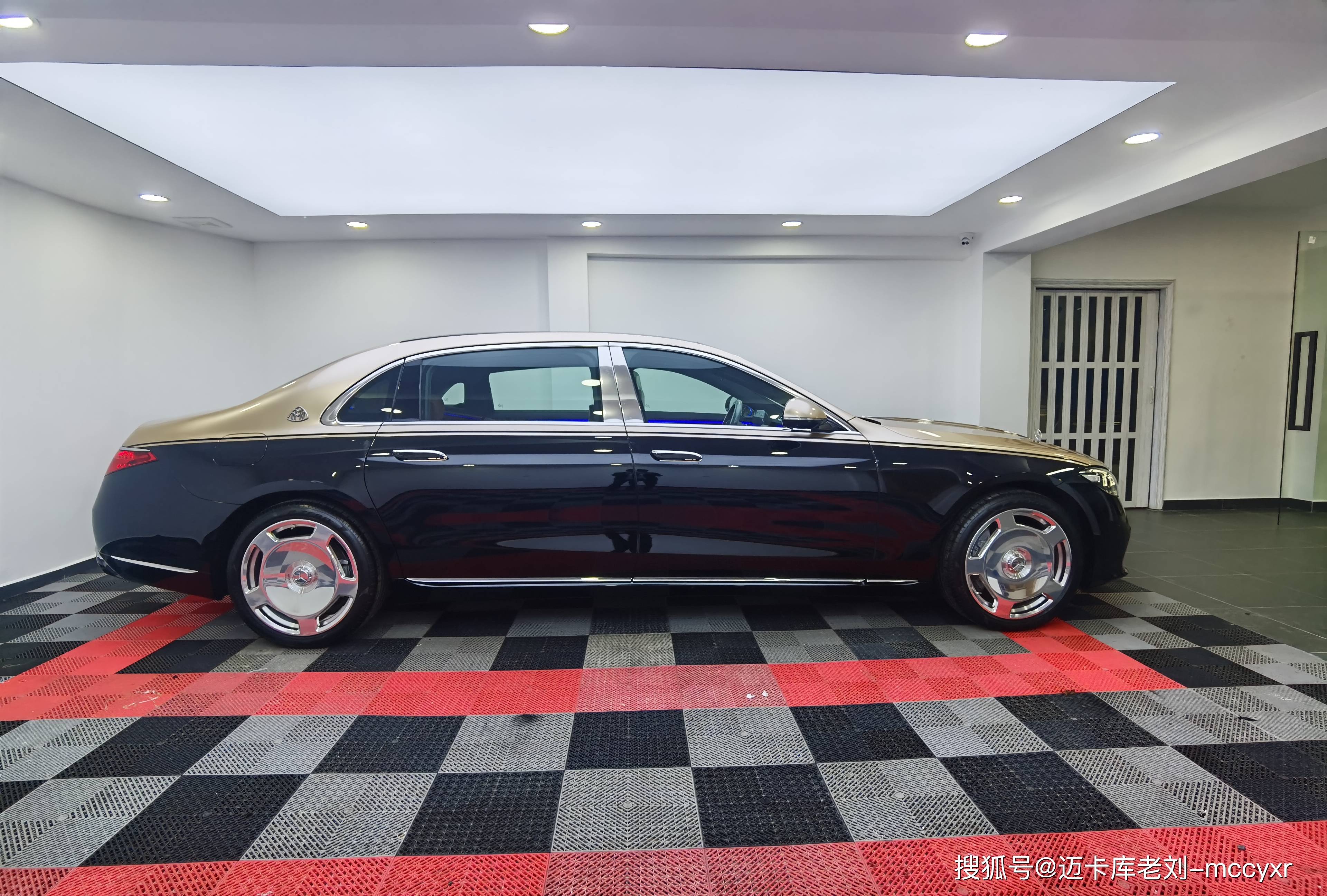 新年新启程，万事开门红。新款迈巴赫S480改20寸大饼轮毂、后排三座改两座等_搜狐汽车_搜狐网