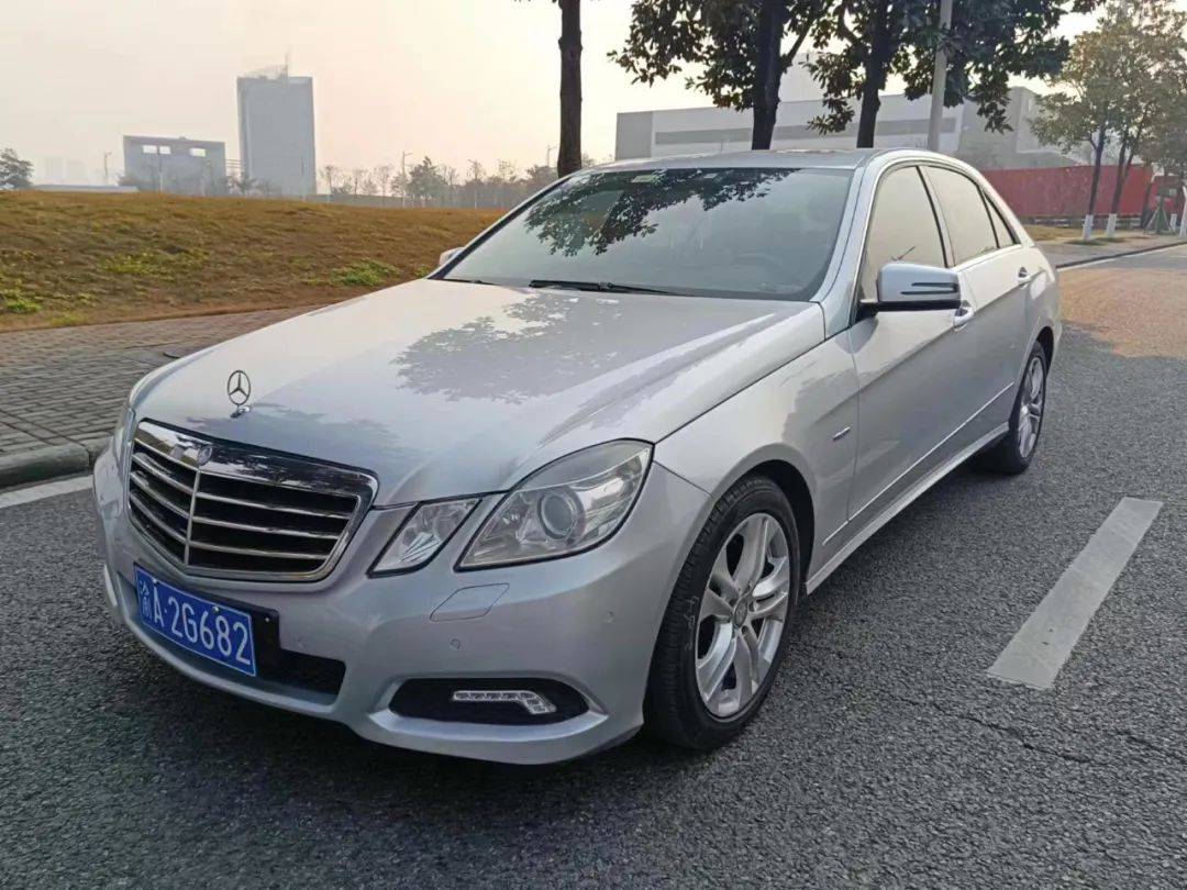 威风凛凛老奔驰E260. Cgi_搜狐汽车_搜狐网