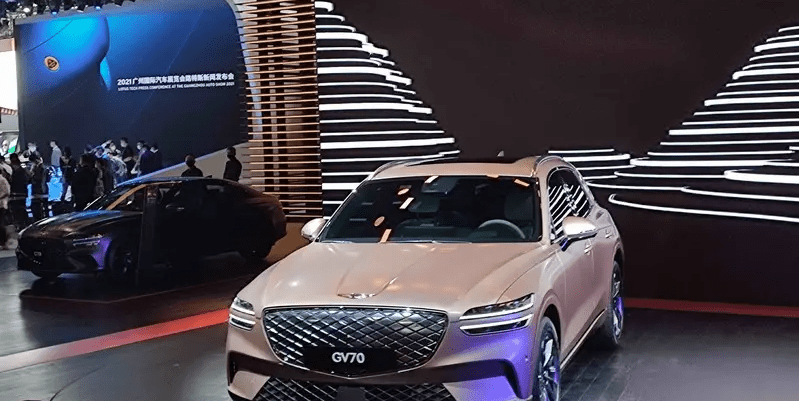 对标特斯拉Model Y，捷尼赛思EGV70上市！售38.58万起，4.4秒破百_搜狐汽车_搜狐网