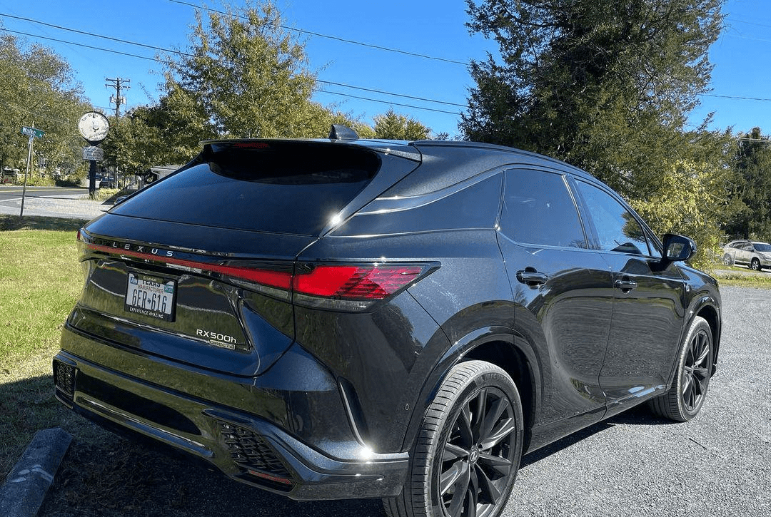 黑色涂装很霸气，全新雷克萨斯RX，多种动力可选，以进口方式引入_搜狐汽车_搜狐网