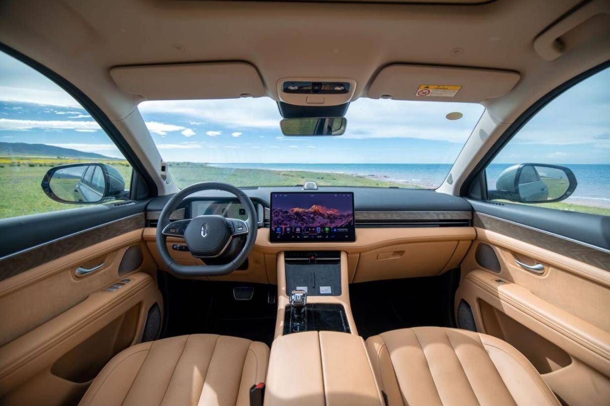 AITO问界M7对比理想L8，30万级豪华SUV你选谁？_搜狐汽车_搜狐网