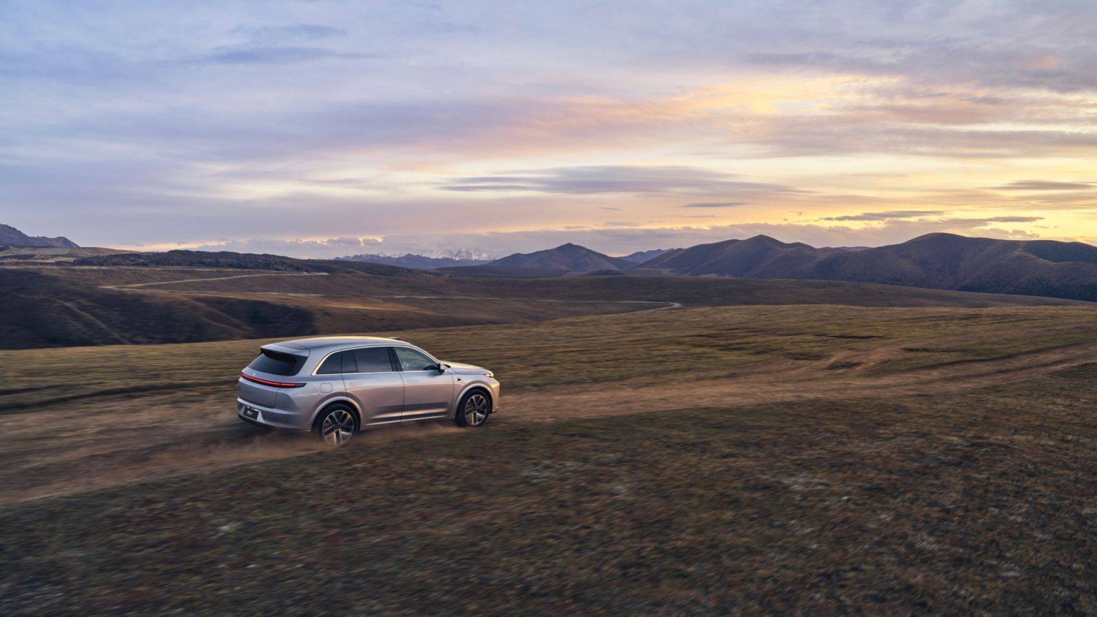 理想L7正式上市，定位大五座旗舰SUV，售31.98万起_搜狐汽车_搜狐网