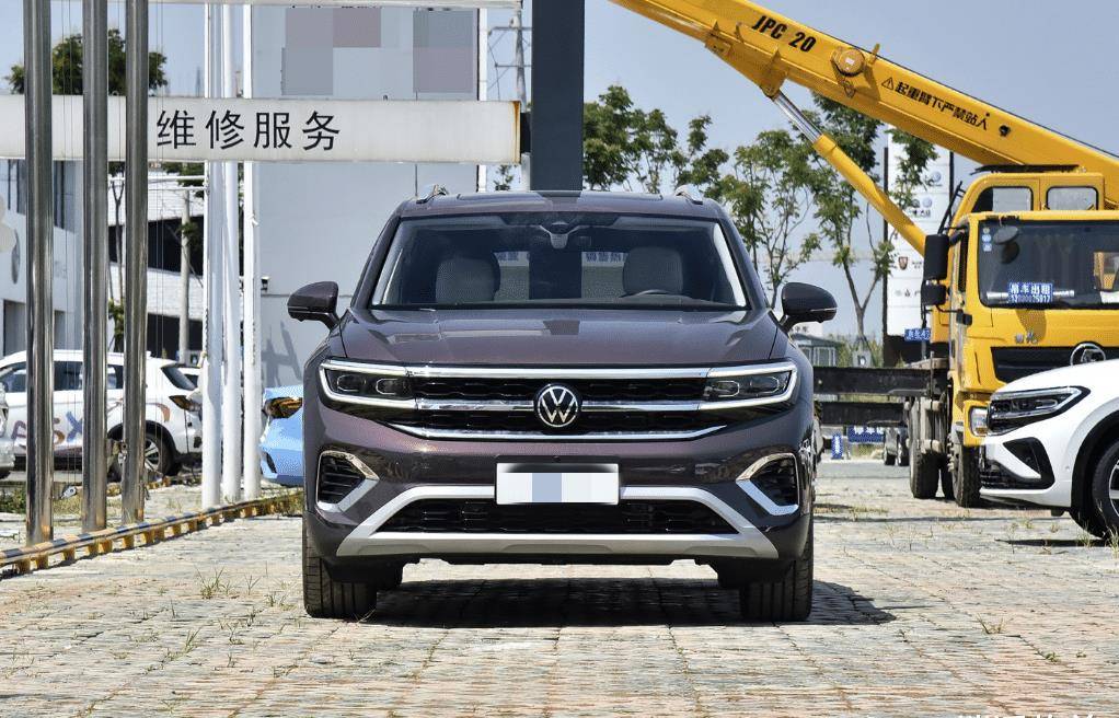 排量2.5T的一汽大众揽境530TSI四驱旗舰版目前实际落地多少钱？_搜狐汽车_搜狐网