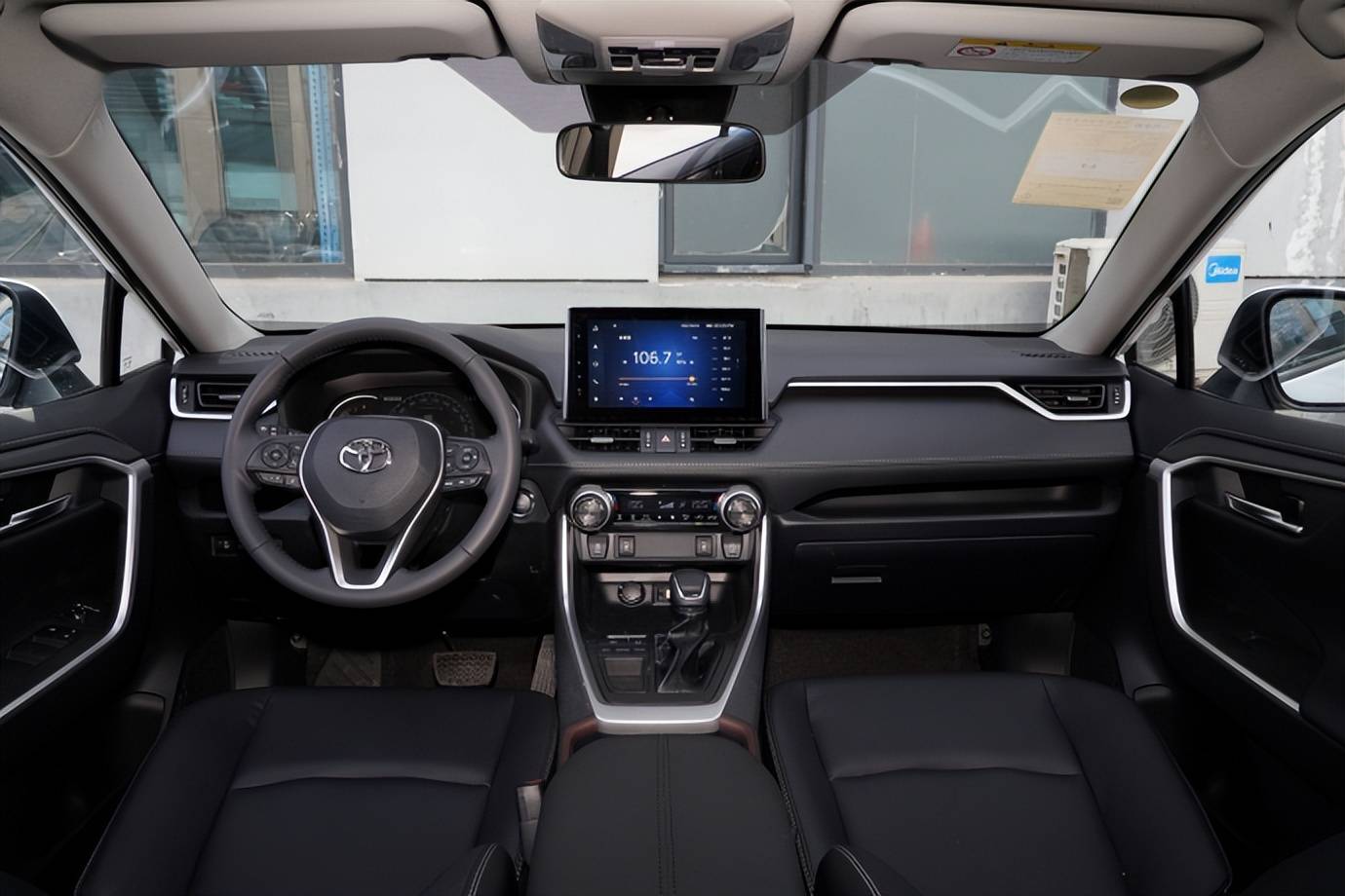 20万级SUV对碰，红旗HS5、丰田荣放RAV4谁更值得买？_搜狐汽车_搜狐网