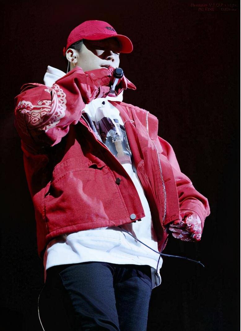 PGone道歉疑卖惨？搭上塌房和李小璐口碑好转，那也赶不上他_网友_Gai_周震