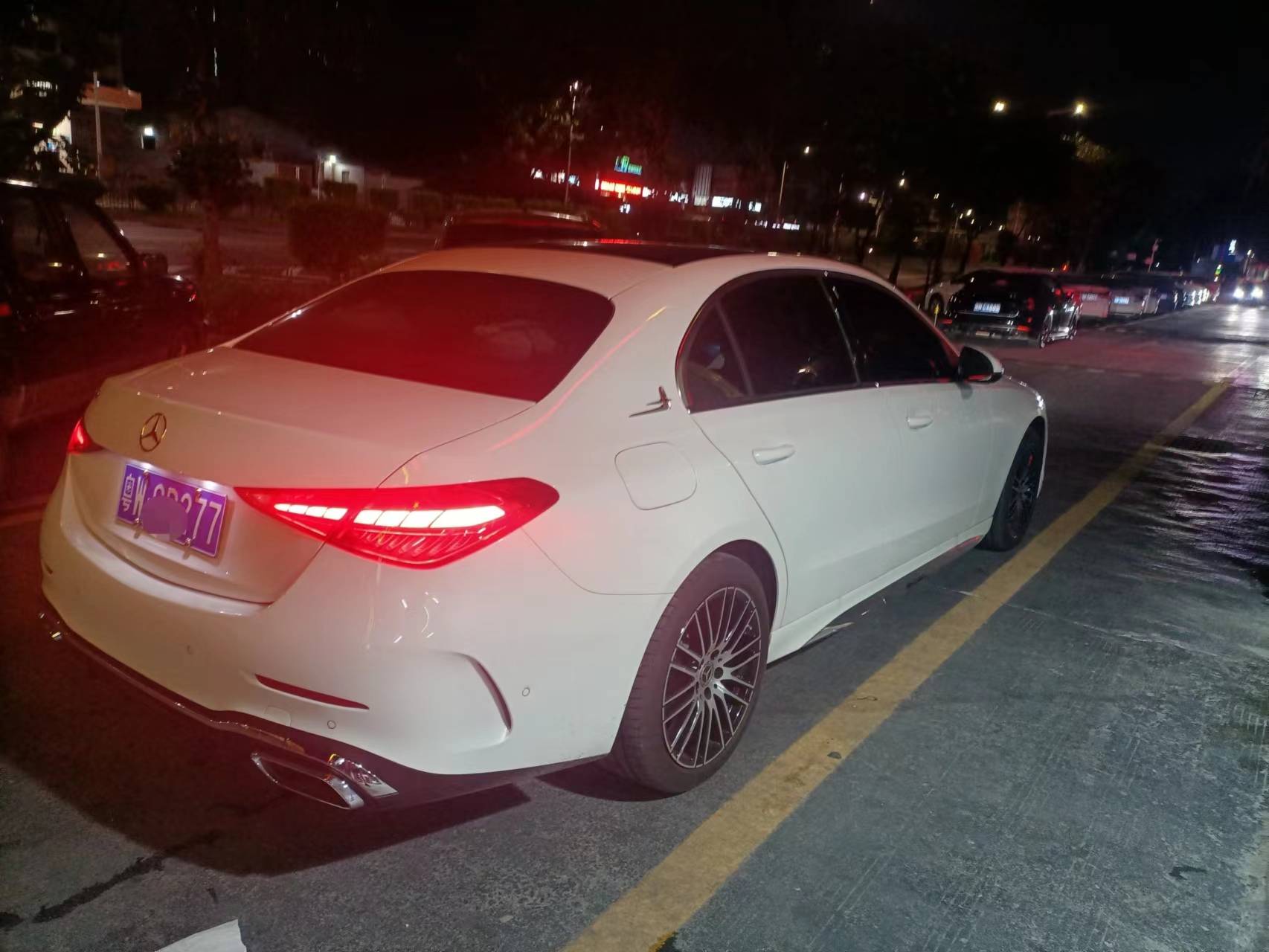 22款23款奔驰C260升级ACC自适应巡航，缓解驾驶疲劳_搜狐汽车_搜狐网