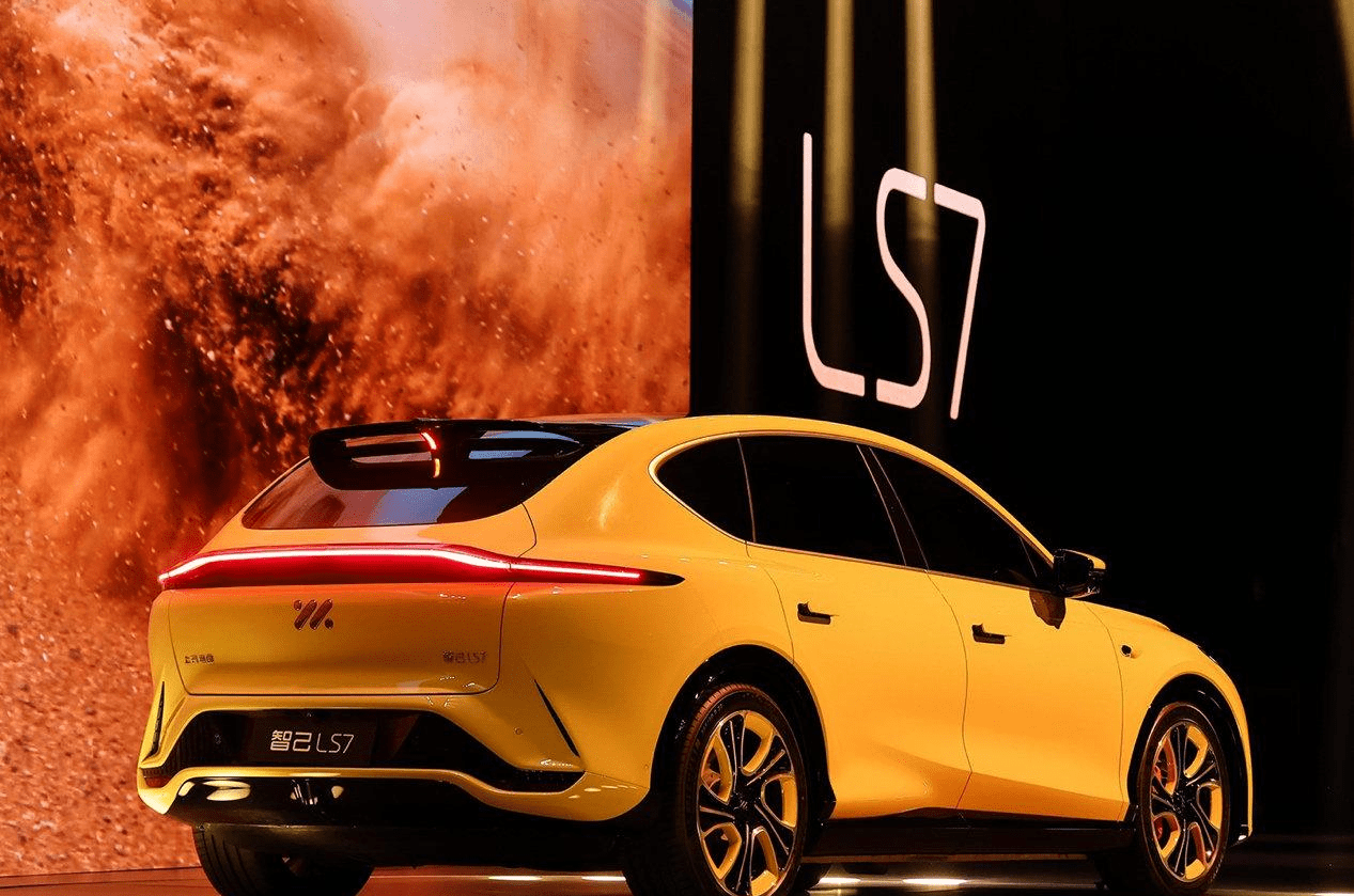 售价30.98万元起，智己LS7正式上市_搜狐汽车_搜狐网