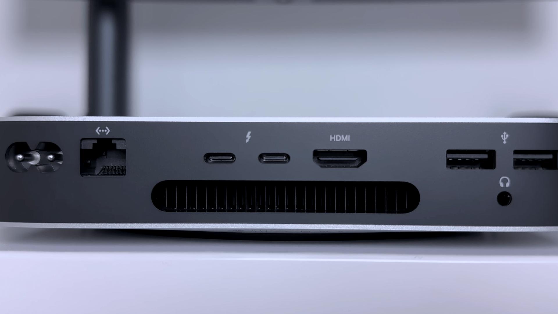 M2/M2 Pro纠结选哪个？替你踩坑，我都买了！虽然便宜但也得慎入_Macmini_MacBook_视频