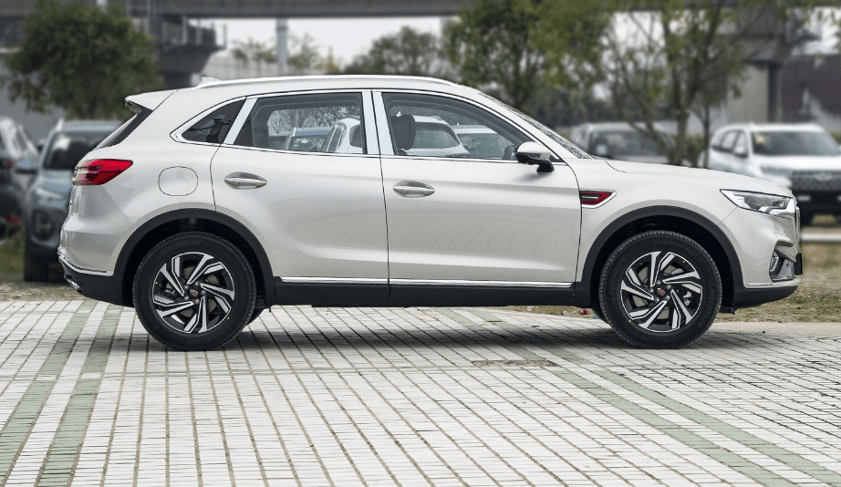 20万的SUV选谁才合理，2023款本田CR-V亮相，红旗HS5表示压力山大_搜狐汽车_搜狐网