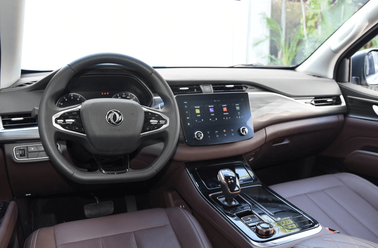 太能“装”了，全新2.0T+8AT+3.15米轴距，又一SUV黑马实图曝光_搜狐汽车_搜狐网