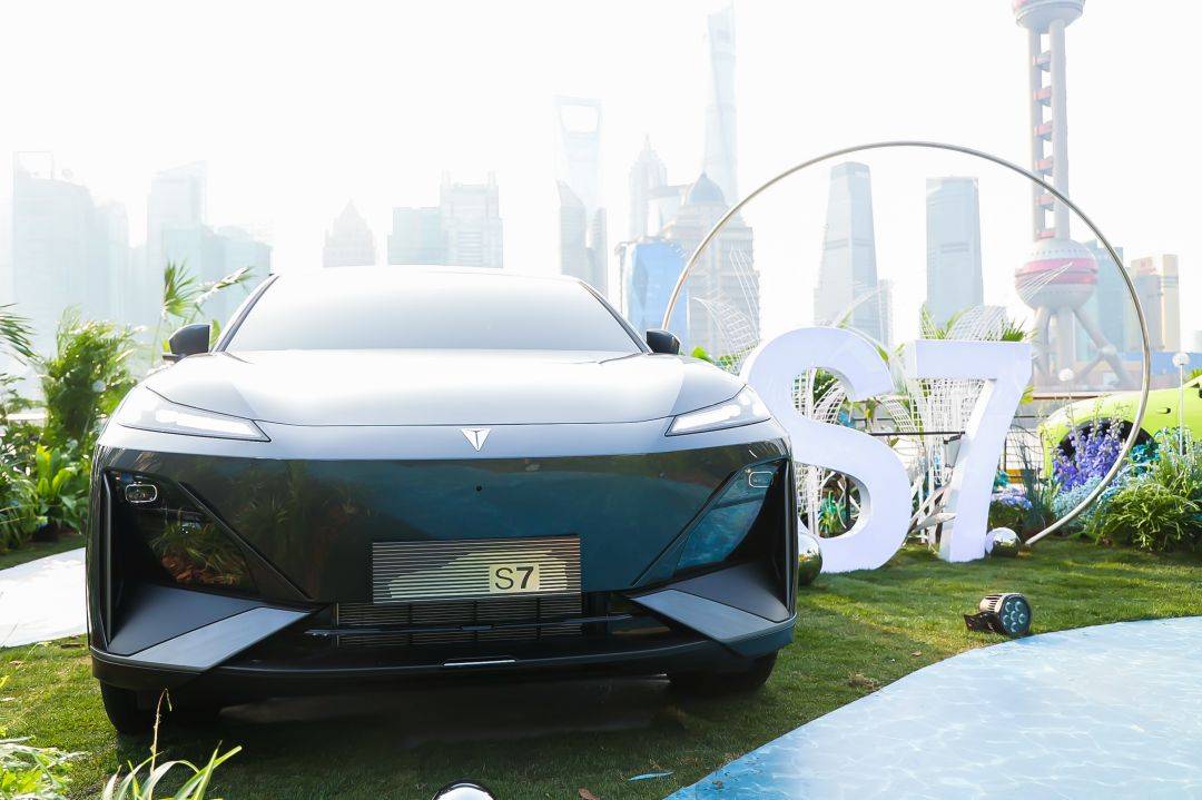 基于EPA1平台打造 提供纯电增程双版本 长安深蓝S7首发亮相_搜狐汽车_搜狐网