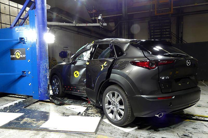 马自达CX-30的NCAP得分99%创纪录，被评为最安全顶级选择+汽车_搜狐汽车_搜狐网