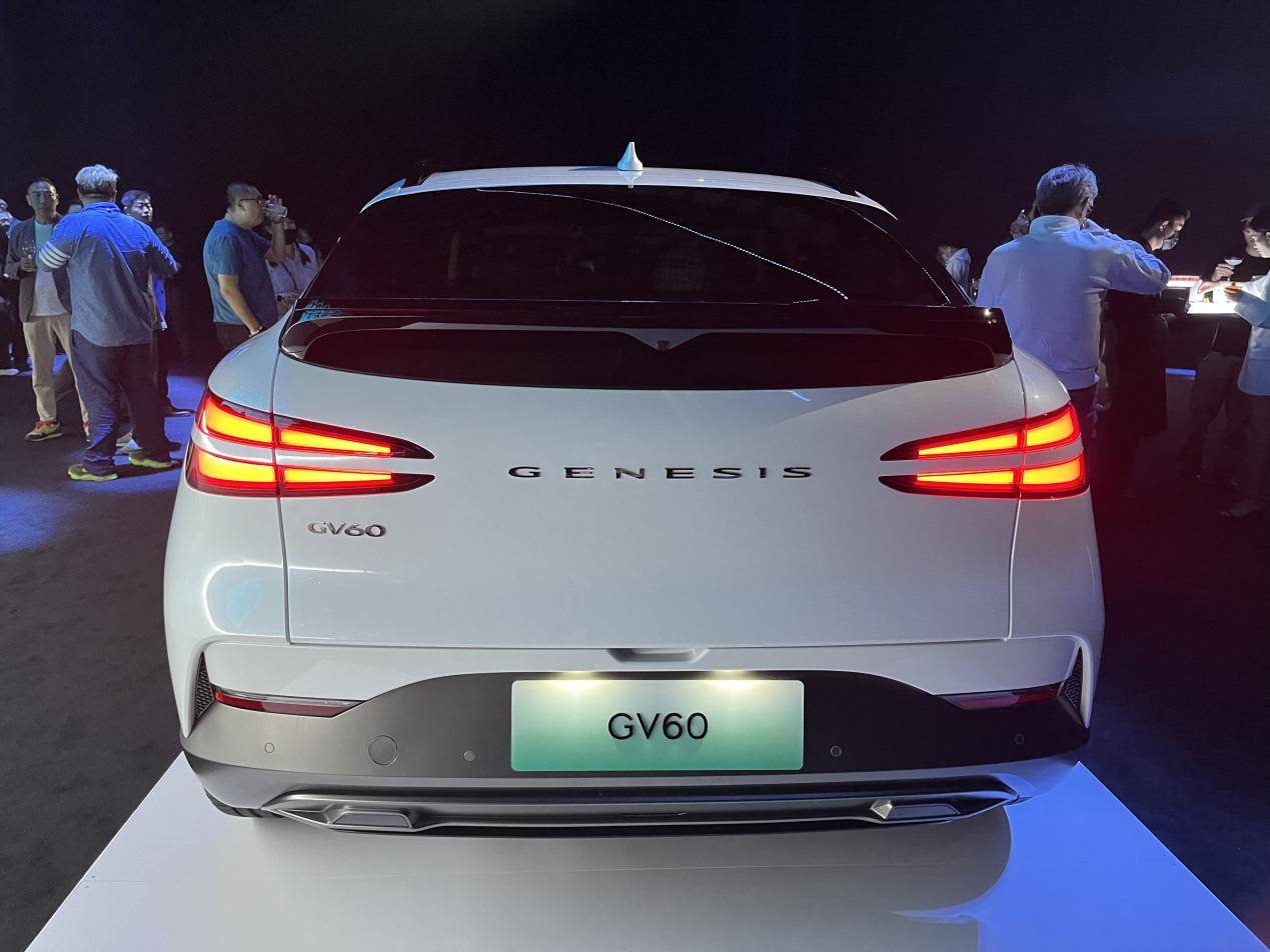 捷尼赛思GV60售28.58万起，BBA、特斯拉、比亚迪，要打哪个？_搜狐汽车_搜狐网