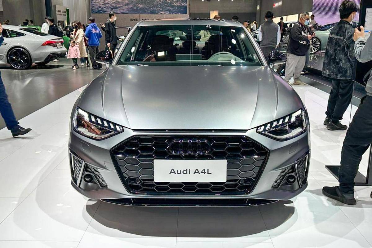 32.18万元起，谁说BBA要降价？2023款奥迪A4L正式上市_搜狐汽车_搜狐网