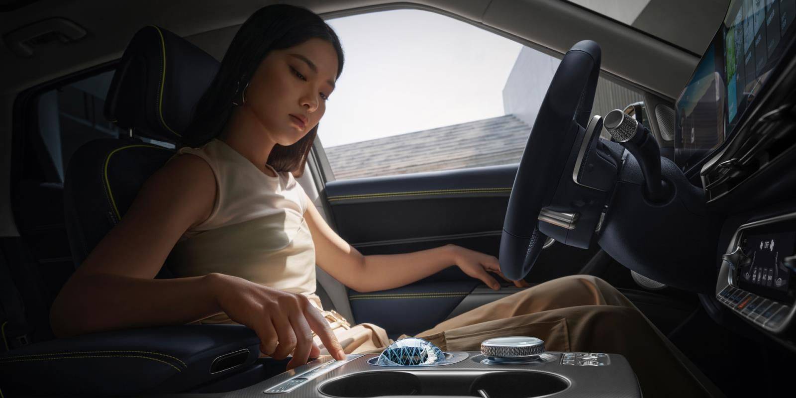 捷尼赛思GV60正式上市 CLTC续航可达645km/售28.58万元起_搜狐汽车_搜狐网