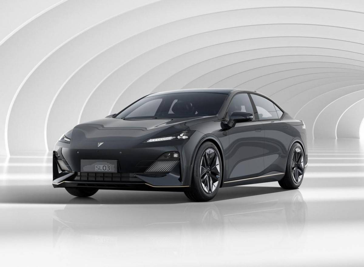 零跑C01是真牛还是“唬人”？和长安深蓝SL03一对比就明白了！_搜狐汽车_搜狐网