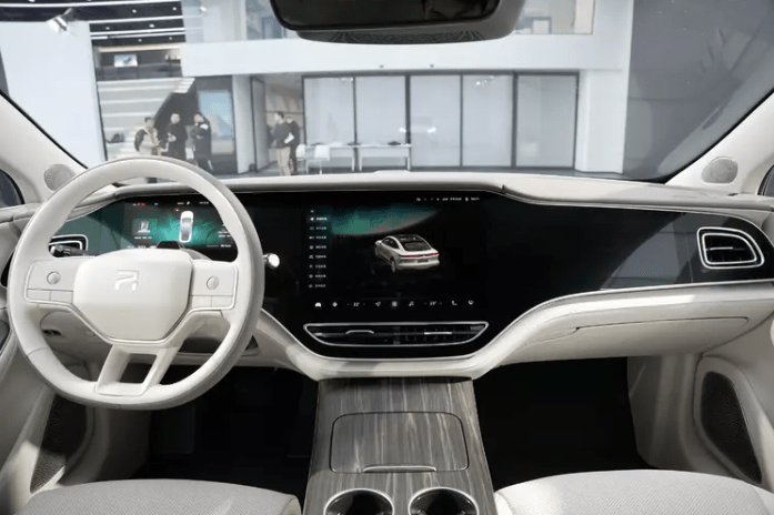 蔚来ET7的对手来啦 上汽飞凡F7上市 20.99万元起售_搜狐汽车_搜狐网