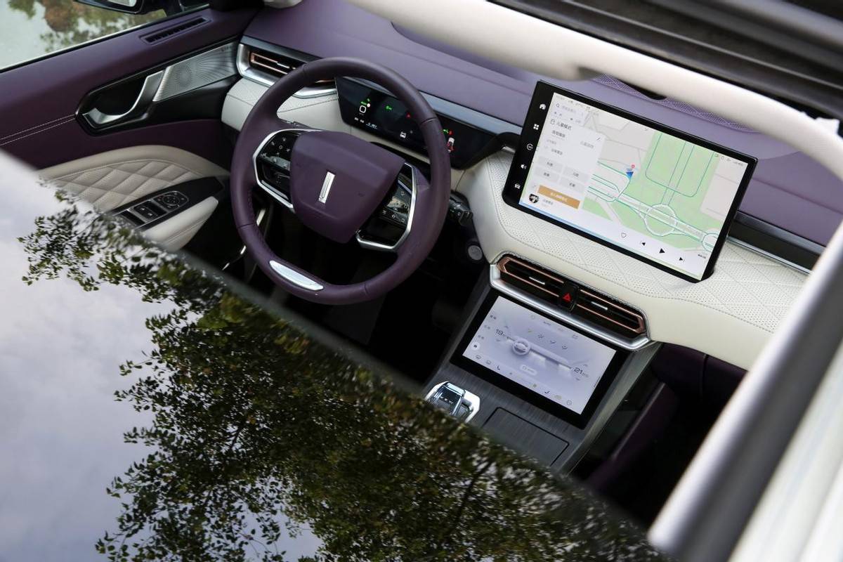 比问界M5省5万多，20万出头拿铁DHT-PHEV续航1100km+，实力强到爆_搜狐汽车_搜狐网