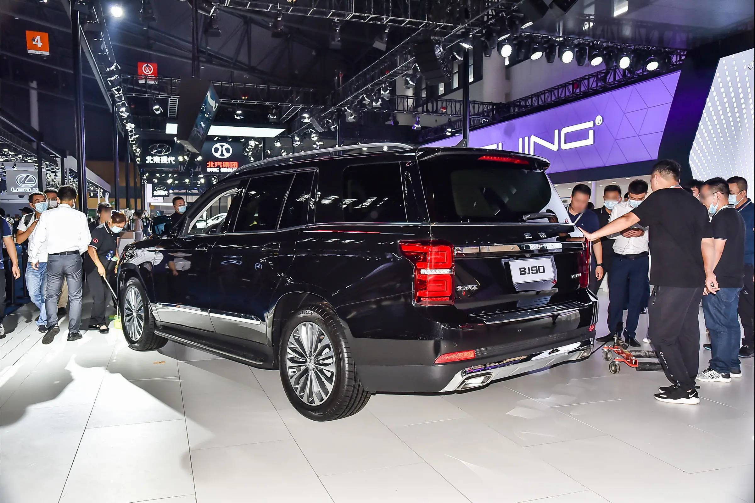 28.8万买“换壳奔驰GLS”，北京BJ90降价71万后，值得入手吗？_搜狐汽车_搜狐网