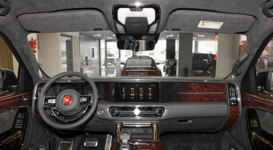 一汽红旗“LS7”到店，双旗杆设计，售价136.58万，比库里南霸气_搜狐汽车_搜狐网