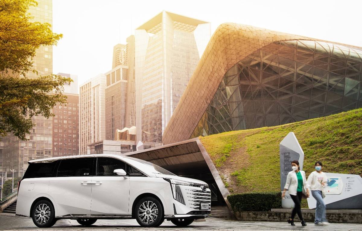 首款2.0T插混MPV！传祺E9曝光，将于上海车展亮相预售_搜狐汽车_搜狐网