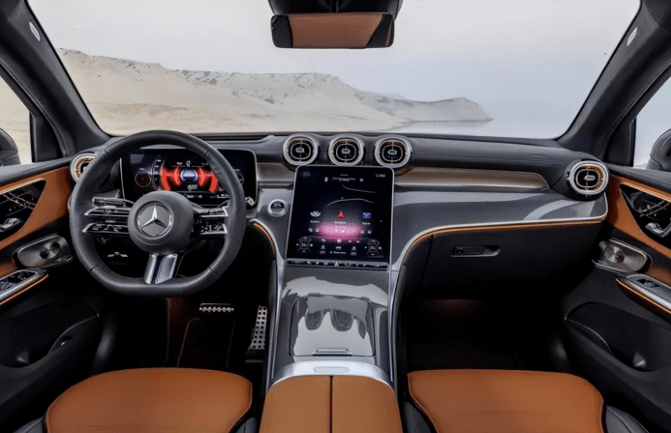 上市又得加价买？全新奔驰GLC来了，2.0T+48V轻混，或3月底上市_搜狐汽车_搜狐网