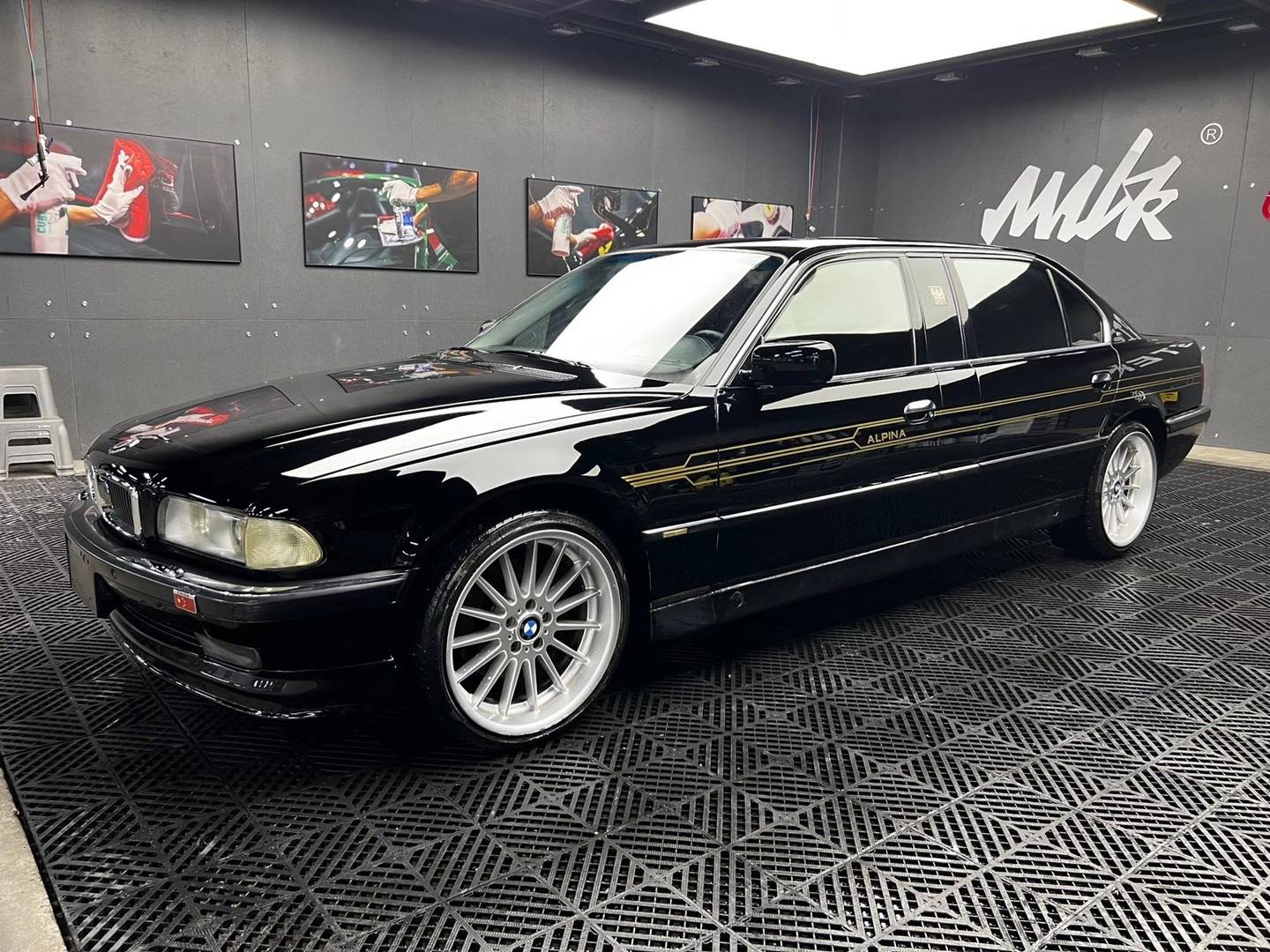 惊现 宝马E38 L7 V12限量版 ，全球899台_搜狐汽车_搜狐网