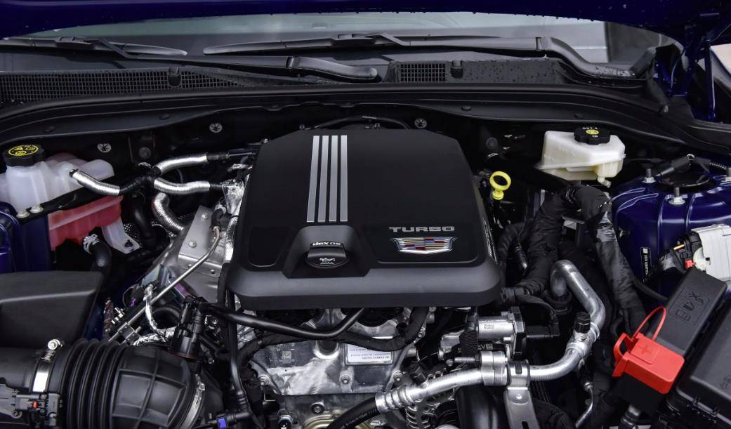 凯迪拉克CT5降至良心价！车长超4米9，配2.0T发动机，性价比不低_搜狐汽车_搜狐网