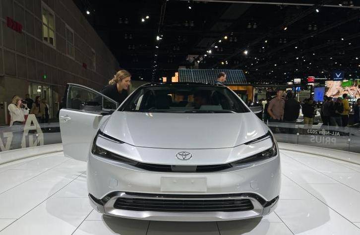 新车-全新丰田普锐斯改款升级，2.0L匹配E-CVT，预计在下半年推出_搜狐汽车_搜狐网