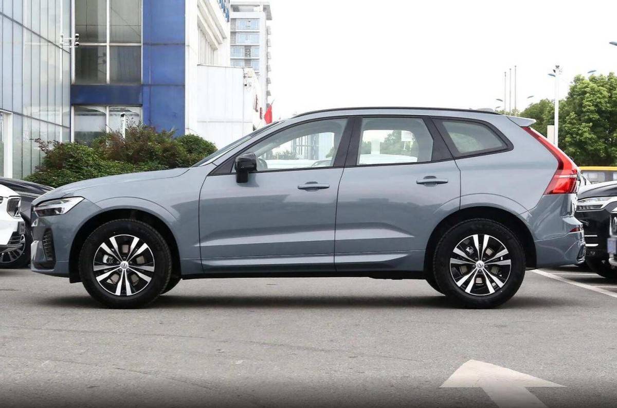 沃尔沃XC60加入“价格战”，全系2.0T+8AT动力，比奥迪Q5L还香_搜狐汽车_搜狐网