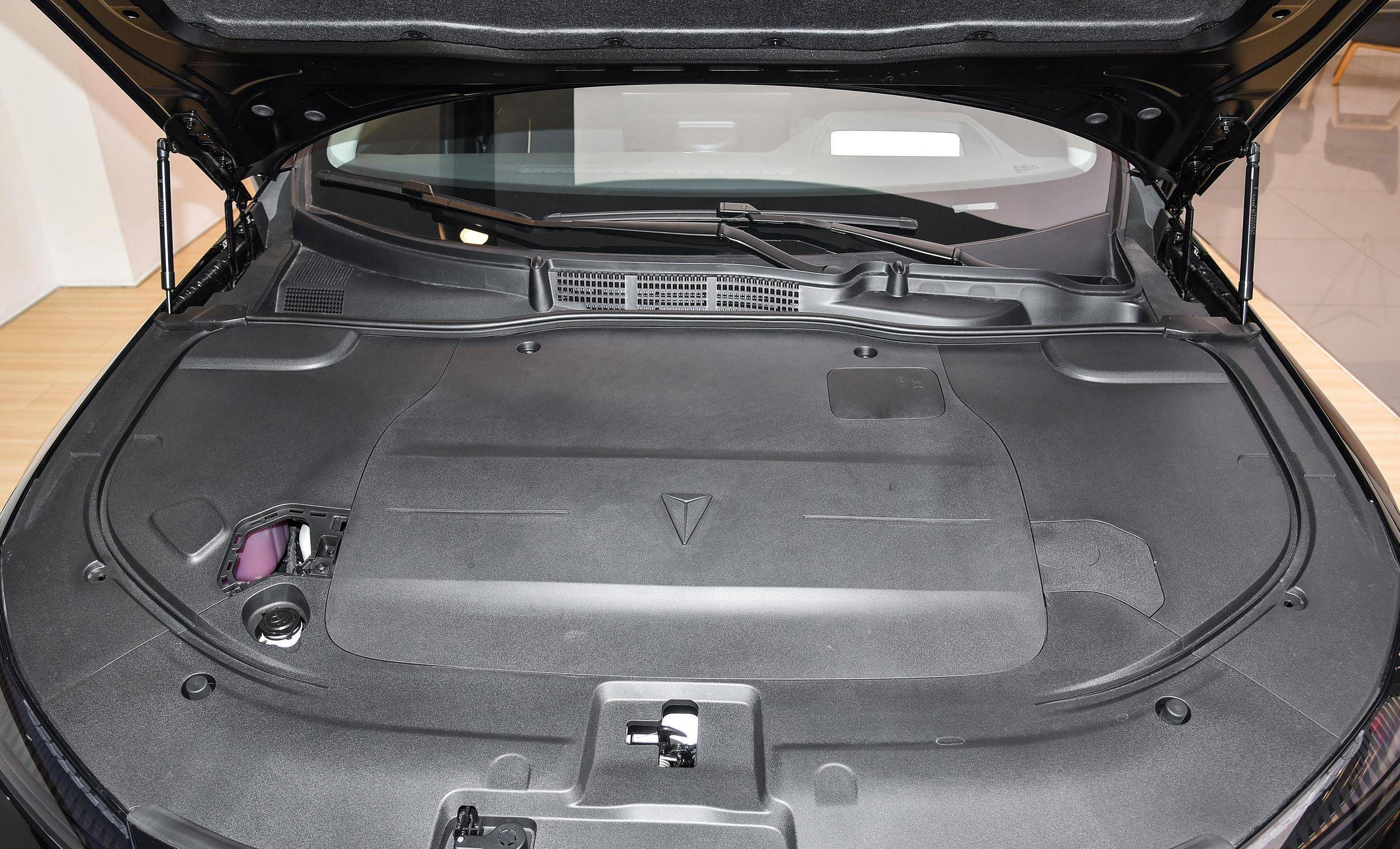 热门新能源车横评，深蓝SL03和秦PLUS DM-i你会选谁？_搜狐汽车_搜狐网