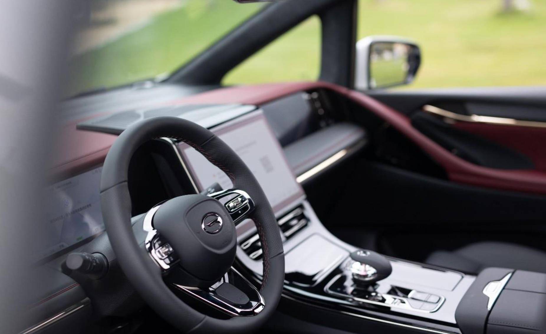 混动MPV！传祺“E9”实车现身，2.0T插电引擎，比腾势D9更划算？_搜狐汽车_搜狐网