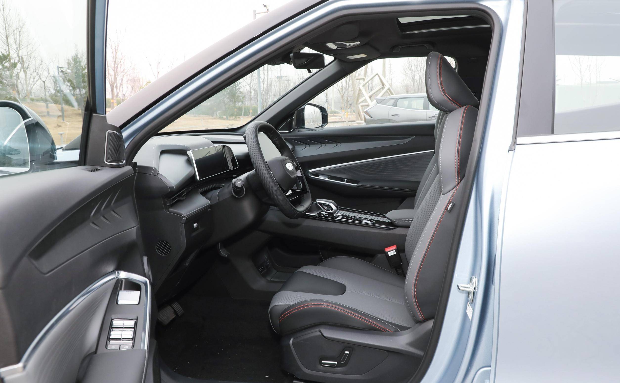 吉利博越换代车型预售10.9万元起，零百加速7.9S，车机配高通8155_搜狐汽车_搜狐网