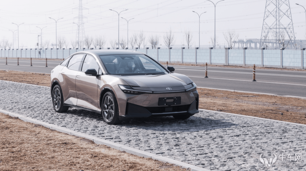 2023上海车展：订单达5000张，一汽丰田bZ3上市，16.98万元起售_搜狐汽车_搜狐网