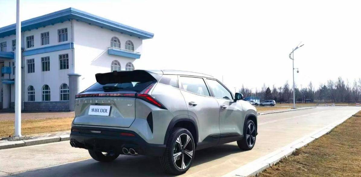 十万级SUV搅局者，标配高通8155，博越COOL不比CR-V香？_搜狐汽车_搜狐网