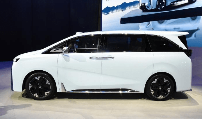 配零重力座椅、续航超750km，合创V09内饰公布_搜狐汽车_搜狐网